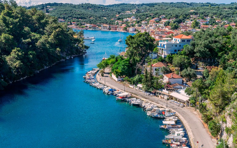 PAXOI_GAIOS - Greece Is