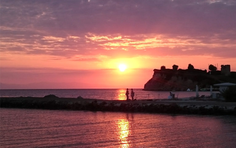 HAL_ROAD_TRIP_14 - Greece Is