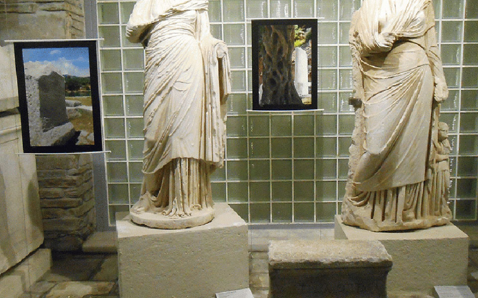 thess_arch_exhibit - Greece Is