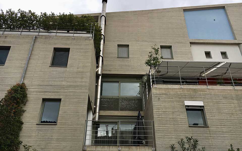 A Stroll Through "My" Metaxourgeio in an Athens Under Lockdown - Greece Is