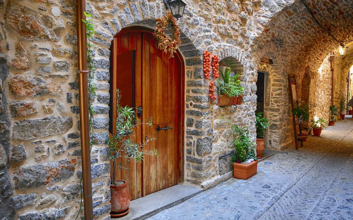 Mesta-Xiou_shutterstock_698081068 - Greece Is