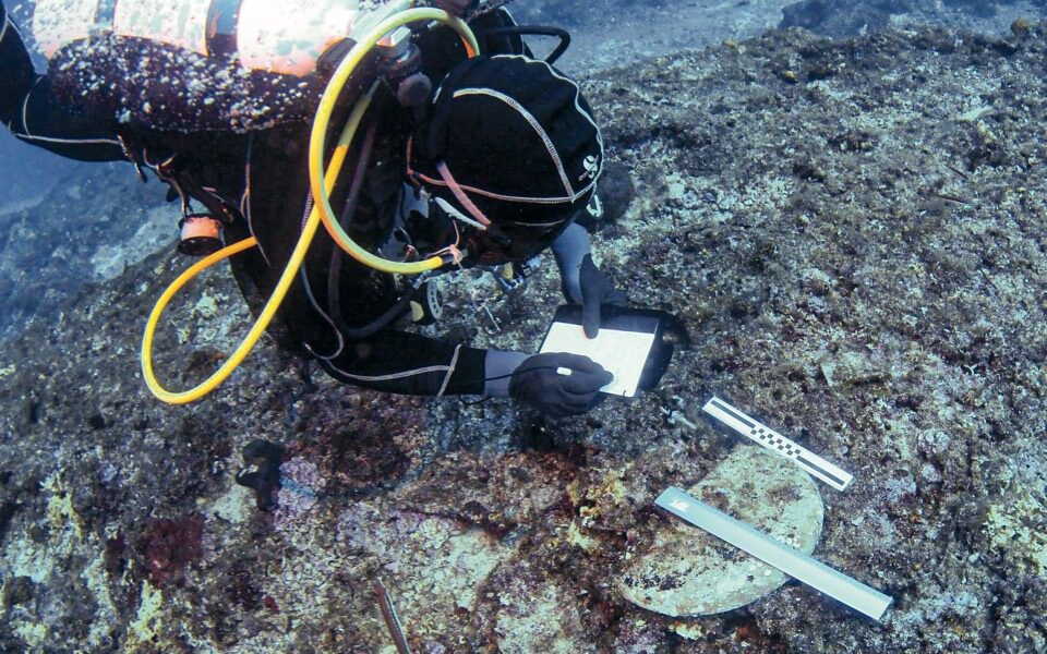 underwater_archaeology-960x600 - Greece Is